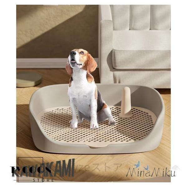 犬のトイレトレーニングに最適♪飛び散り防止高いフチ(囲い)があるので愛犬のおしっこの飛び散りにも効果的です。メッシュのスノコ付きメッシュの下にトイレシーツを敷いて使うのでペットシーツへのいたずらも安心です。※いたずらがなくなればメッシュを取...