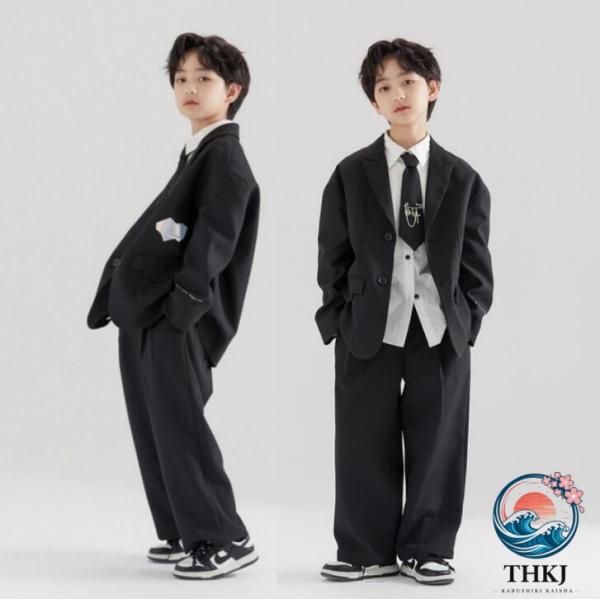 ご来店いただいてありがとうございます。商品詳細：伸縮性：なし付属品：なしセット内容：2点セット：ジャケット＋パンツ4点セット：ジャケット＋パンツ＋シャツ＋ネクタイ(ネクタイにブローチがついておりません。)カラー：写真通り柔らかさ：普通厚さ：...