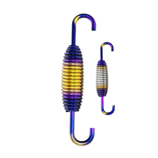 フランジとマフラー、マフラーとサイレンサーを繋ぐ補修用に最適なスプリング。スプリングで固定しているサイレンサーの補修パーツです。補修用はもちろんドレスアップにも活用できます。フックタイプによりスプリングに掛かる負担を軽減し、ステンレス製で長...