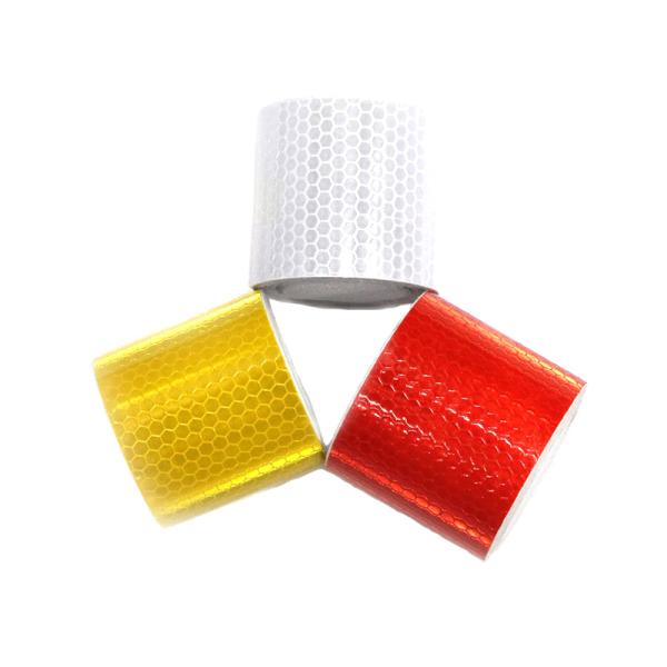 ・道路輸送施設、車両、船舶などを筆頭に様々な場所で大活躍する反射テープです。・安全、警告といった役割も果たしてくれる製品です。・トラック、車、オートバイ、バイク、自転車に適し、車両の識別を支援してくれます。・そのほか、作業服、ジャケット、ペ...