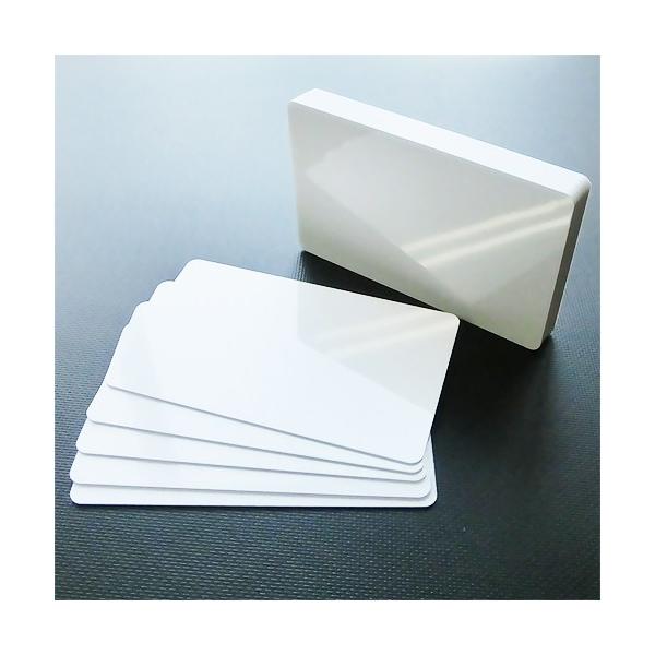 株式会社アイアンドディ社のカードプリンター（Pronto）専用の白生カードです。磁気ストライプはありません。■商品詳細数量：100枚入りサイズ：86×54mm厚さ：0.76mm
