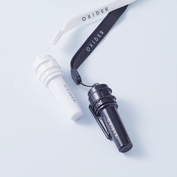 【商品名】　「OXIDER(オキサイダー) 二酸化塩素ゲル剤」 (携帯用2.0 (ブラック)) 【商品説明】　・カートリッジ（約30日間持続＜1日８時間使用の場合＞）X２本入・使用しない時は放出を抑制させる『密閉機能』付き・取り扱いが簡単な...