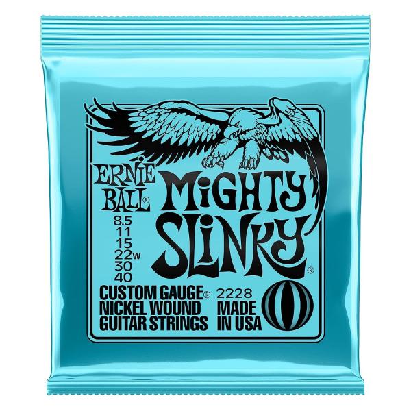 【商品名】　正規品 ERNIE BALL 2228 エレキギター弦 (8.5-40) MIGHTY SLINKY マイティー・スリンキー 【商品説明】　・アメリカ・カリフォルニア州で、上質な素材を使って作られています。・アーニーボール・スリ...