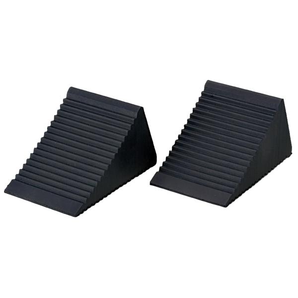 【商品名】　BAL (大橋産業) タイヤストッパー ゴム製 2個入り No.2245 【商品説明】　・2個入・軽&amp;#65374;普通自動車 対応 【サイズ】　高さ : 7.20 cm　横幅 : 18.20 cm　奥行 : 19.00...