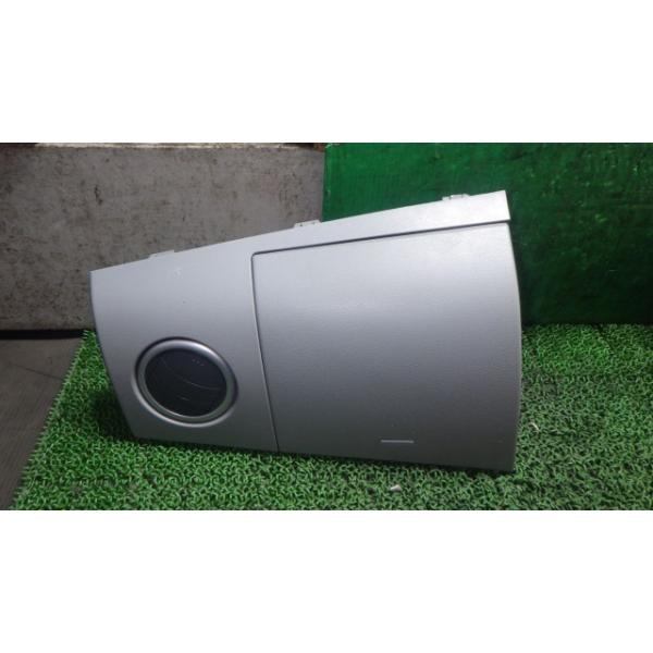 **** 商品説明を必ずご確認ください ****部品管理番号：000010991370210メーカー純正品番：73840-70K01-HVD部品名：グローブBOXメーカー代替品番：73840-70K02-HVD部品区分：リサイクル品車名：ワ...