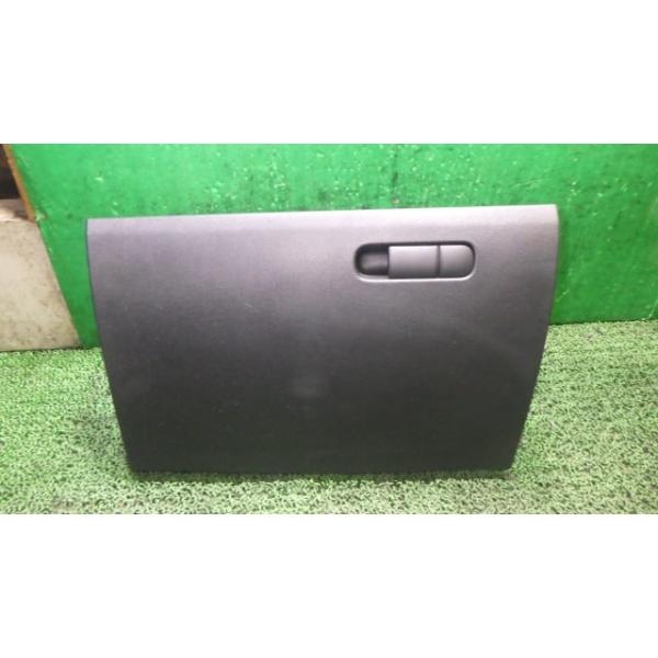 **** 商品説明を必ずご確認ください ****部品管理番号：000011507370210メーカー純正品番：KD77-64-030B 02部品名：グローブBOX部品区分：リサイクル品車名：ＣＸ−５車両タイプ名：5DJワゴン通称型式：KE2...