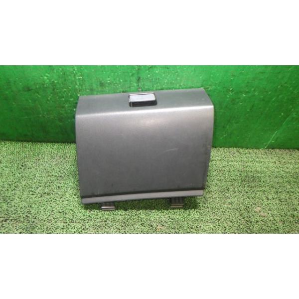 **** 商品説明を必ずご確認ください ****部品管理番号：000052399570210メーカー純正品番：73420-70K00-P4Z部品名：グローブBOXメーカー代替品番：73420-70K01-P4Z部品区分：リサイクル品車名：ワ...