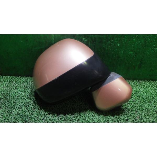 **** 商品説明を必ずご確認ください ****部品管理番号：000113566613500メーカー純正品番：76208-SZH-J31部品名：右サイドミラー部品区分：リサイクル品車名：ライフ車両タイプ名：5ドアハッチバック通称型式：JC1...