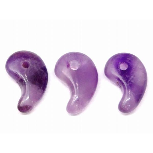 ※画像と同品質のものをお送りします。 オリジナルアクセサリー作りに是非どうぞ〜〜（m−m）※新品ですが、へこみ・傷など見られる為、わけあり商品として格安にご提供しております。ご了承の上ご購入くださいませ。素材天然サイズ約：径18mm×12m...