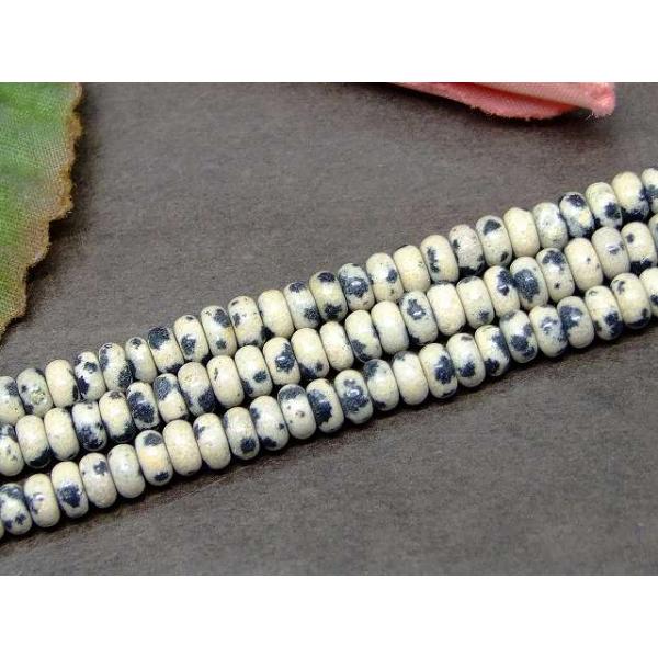 ※画像と同品質のものをお送りします。オリジナルアクセサリー作りに是非どうぞ〜〜（m−m）※新品ですが、へこみ・傷など見られる為、わけあり商品として格安にご提供しております。ご了承の上ご購入くださいませ。素材天然サイズ約：重さg　玉径4mm×...