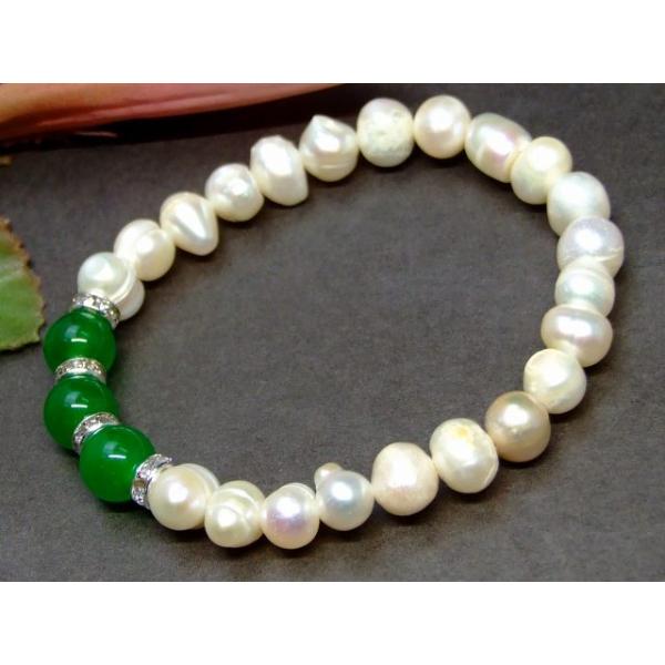 ※画像と同品質のものをお送りします。オリジナルアクセサリー作りに是非どうぞ〜〜（m−m）素材天然：淡水パール、翡翠(着色)サイズ約：重さ15g　玉径6mm〜8mm・±1.0mm　内径16cm(ゴムは伸縮可)　※ 多少の誤差はご了承下さい。