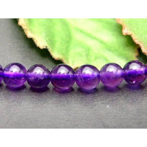 ※画像と同品質のものをお送りします。 オリジナルアクセサリー作りに是非どうぞ〜〜（m−m）素材天然サイズ約：玉径6mm・±0.5mm　1粒売り 　　　※ 多少の誤差はご了承下さい。