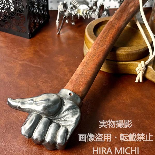 商品特徴● ユニークな手型デザインインテリアやギフトとしても人気のデザイン。● 高強度ヘッド金属製ヘッドでガラス破砕などにも対応。● 木製ハンドル握りやすく耐久性の高い木製グリップ。● 防災・アウトドアに最適車載工具、防災用品、キャンプ用品...