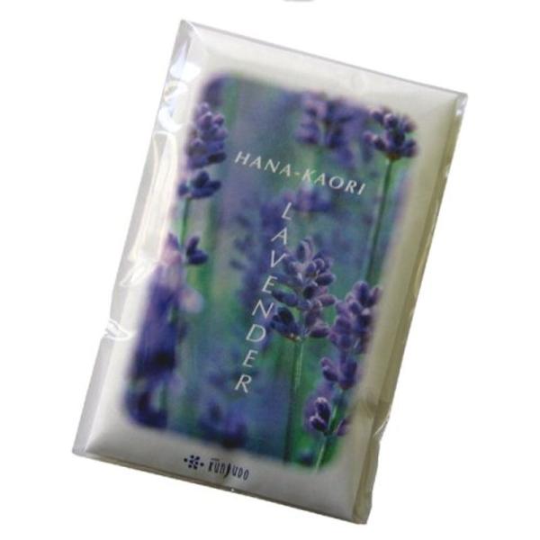 【商品名】　花かおり サシェ ラベンダー 【商品説明】　・<b>内容量 :</b> 香り粒4g・<b>商品サイズ (幅X奥行X高さ) :</b> 60×5×88mm・<b>材質 :...