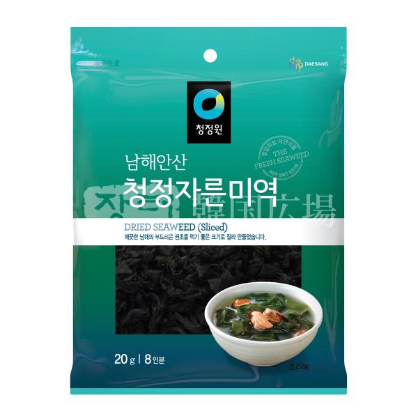 きれいな南海のワカメの原草だけを厳選して作った清浄ワカメ。わかめスープ、和え物など、さまざまなお料理にお使いください。[名称]　乾燥ワカメ[原材料名]　湯通し塩蔵わかめ[内容量]　20g(8人分)[賞味期限]　別途記載[保存方法]　直射日光...