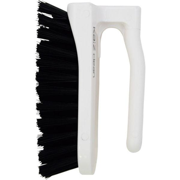 ・握りやすいグリップが無理なく力を伝え、しっかりとフロアをブラッシンクできます。・ブラシの毛丈を場所により変えており、毛丈の短い部分はコシが強くしっかりこすることができます。・床用。・色：白・縦(mm)：150・横(mm)：70・厚さ(mm...