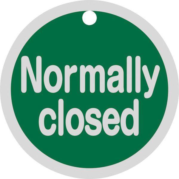 ・軽量で耐久性に優れ、高温部でも使用できるアルミ素材を採用しています。・あらゆるバルブの設置場所に。・色：緑・表示内容：Normally closed(常時閉)・厚さ(mm)：1・穴径(mm)：4・外径(mm)：50・両面表示・上部穴(4m...