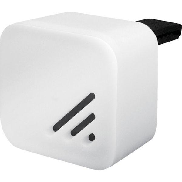 ・アメリカ航空宇宙局(NASA)の宇宙食の完全滅菌にも使用されているCLO2が、車内の悪臭の元になる雑菌を強力にカットします。・香りつきの消臭剤が苦手な方も安心してお使いいただけます。・効果は約3ヶ月持続します。・エアコン吹き出し口取付け用...