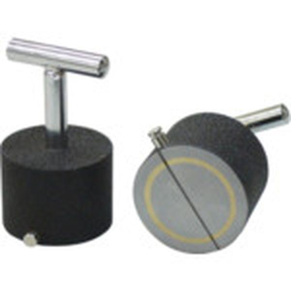 ・吸着面の溝にはわせ鉄骨等に線を引くことができます。・定規などの固定に。・吸着力(N)：147・幅(mm)：30・奥行(mm)：0・高さ(mm)：25・直径(mm)：30・表面処理(外装)：黒梨地塗装・表面処理(吸着面)：墨糸通し用溝加工・...