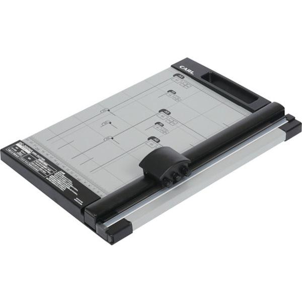 ・スライダーを下に押しながらスライドさせるだけの10枚裁断機です。・回転刃はスライダー内部についており、安全にカッティング可能です。・スライダーを下に押しながらスライドさせる裁断方法は、少しの力で簡単に、そしてきれいに裁断可能です。・切れ味...