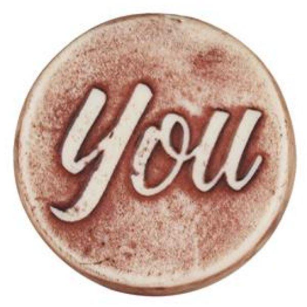 MMS-NB086 GOODS グッズ SLANG NumberBolt /YOU 墨入れAntique汎用材質:本体:レジン ボルト:スチールサイズ:幅:約28mm 厚み:約9mm（ボルト含まず） ボルト:M6-20mm左右好みの組み合わ...