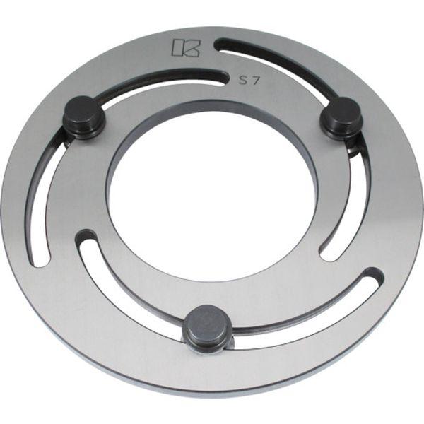 ・生爪成形段取りは1分以内です。加工も短時間で完了します。未経験者でも芯出しがワンタッチで可能です。芯振れ精度10ミクロン内外です。・パーマネントツーリングの邪魔をせず、装着のままノギス測定ができます。・使用法はチャックを開き生爪の取り付け...