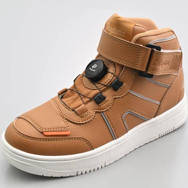 デイトナ DS-501 D-WPライディングシューズサイズ:25.5cmカラー:ブラウン素材：アッパー:PU、ナイロン、防水フィルム / ソール:合成ラバーどんな天気でも、どんな道でも。 防水＆リール装備のライディングシューズ。歩きやすさ＋...