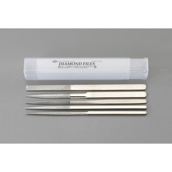 【セット内容】5本組全長：215mm刃長：80mm粒度：#150EA826SE-5A（平）EA826SE-5B（半丸）EA826SE-5C（三角）EA826SE-5D（角）EA826SE-5E（丸）EA826SE-5000012214387...