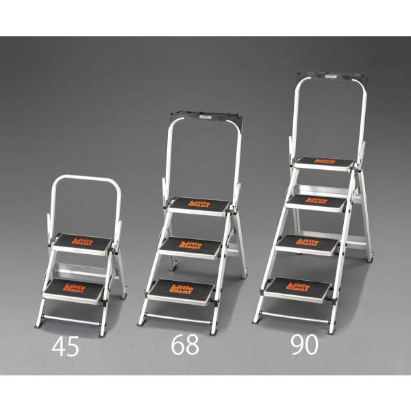 ●段数:3段●最大使用荷重:136kgf●全高:1.09m●天板高さ:0.68m●天板サイズ:360×230mm●折り畳みサイズ:450(W)×120(D)×1120(H)mm●重量:9.0kgアルミ合金製(耐食材質)作業時に便利な工具トレ...