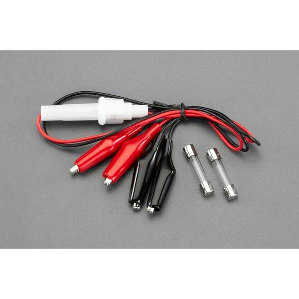 絶縁耐圧：AC2000V1分以上リード線：0.3mm2全長：500mmシールドクリップM両端付(黒色)、シールドクリップM両端付＋ヒューズホルダー(ヒューズ2個付)(赤色)赤、黒、各色1本・計2本入EA940DT-21EA940DT-21ヤ...