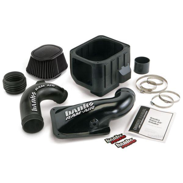 Banks Power 04-05 Chevy 6.6L LLY Ram-Air Intake System - Dry Filterメーカー：Banks Powerメーカー品番：42135-D・掲載画像は、カタログより抜粋した参考画像とな...