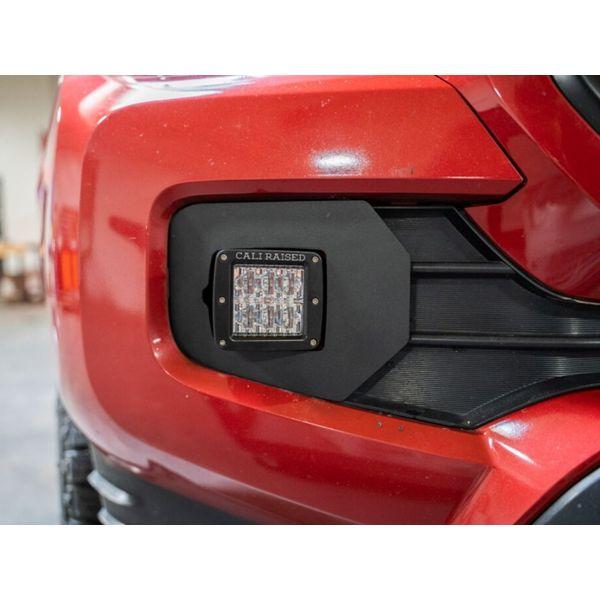 Cali Raised 2016-2023 Toyota Tacoma Led Fog Light Pod Replacements Brackets Kit - 3X2 18W Amber Podsメーカー：Cali Raised LED...