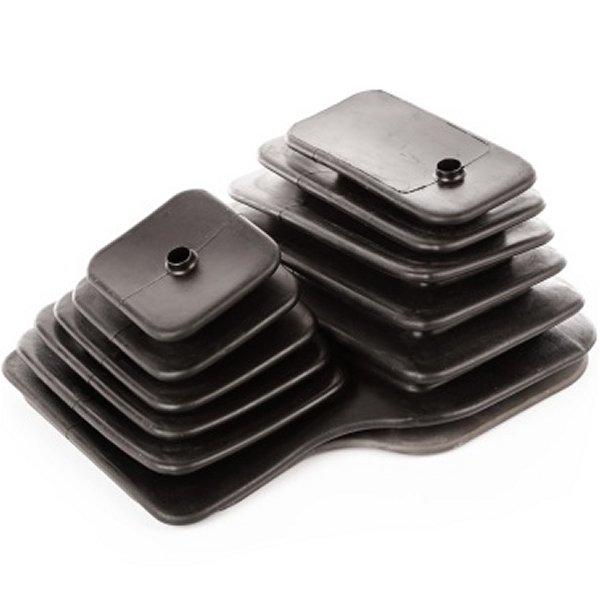 Omix Shifter Boot Outer Manual- 87年-95年 ラングラー YJメーカー：OMIXメーカー品番：18886.97・掲載画像は、カタログより抜粋した参考画像となっております。ご不安な場合は、メーカーサイトでのご...