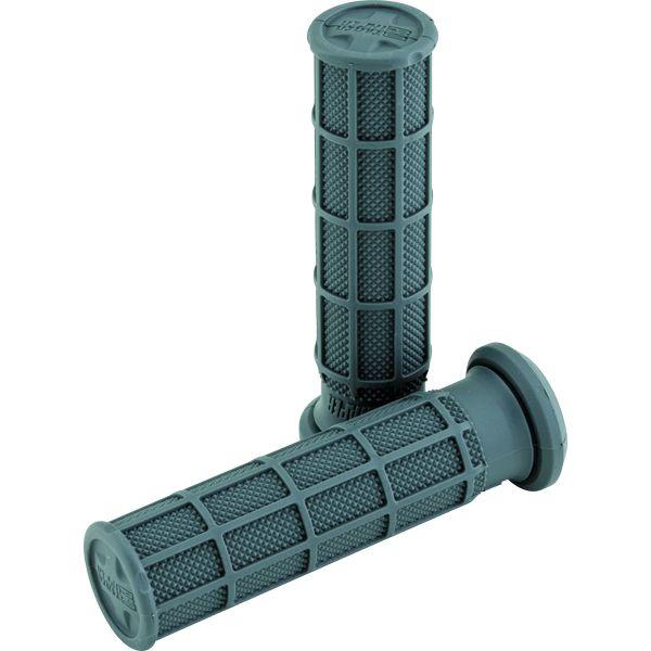 ProTaper Full Waffle ATV Grips Medium - Dark Grayメーカー：ProTaperメーカー品番：024840・掲載画像は、カタログより抜粋した参考画像となっております。ご不安な場合は、メーカーサイト...