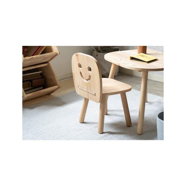 ◆◆温もりのある天然木をふんだんに使用したシリーズ◆◆飽きのこないシンプルなデザインが魅力です。天板等に節がある場合があります。天然木の自然の風合いを活かしたシリーズですので、商品の個性としてご理解下さい。※脚の高さは変更できます。※ラッカ...