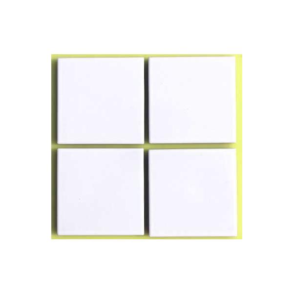 材質　B1類（磁器質）、寒冷地対応 用途　内外装の床、壁に対応、外床は、不可。サイズ　９４×９４×１０ミリ タイルの表面は白色釉薬ブライト。１平米　１００枚必要です１ケースに１００枚入っています1枚の価格。1枚から販売します。