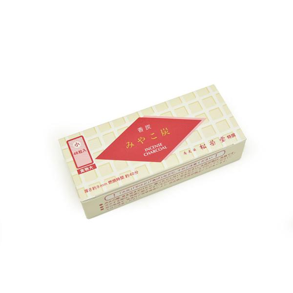 1粒の大きさ 2.4cm×1.2cm×9mm燃焼時間 約40分外箱サイズ 5×12×3cm内容量 48粒メーカー 松栄堂宗派 天台宗・真言宗・浄土宗・臨済宗・曹洞宗・日蓮宗・浄土真宗本願寺派・浄土真宗大谷派・時宗・黄檗宗・無宗派対応
