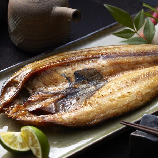 北海道産の新鮮な魚介を旨味を逃さぬ用、一夜干しにいたしました。素材の良さが引き立つ詰め合わせです。【内容量・重量】ほっけ開き一夜干し200g×1、宗八かれい一夜干し80g×3、姫鱈（丸）一夜干し50g×4【保存・賞味期限】冷凍で出荷日より6...