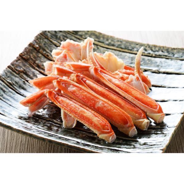 繊細な旨味が特徴のずわい蟹を食べやすいようにカット加工してお届けします。お好みで三杯酢をつけてお召し上がりください。【内容量・重量】ボイルずわいがに脚(カット)300g、三杯酢30ml【保存・賞味期限】冷凍で出荷日より30日【アレルギー表記...