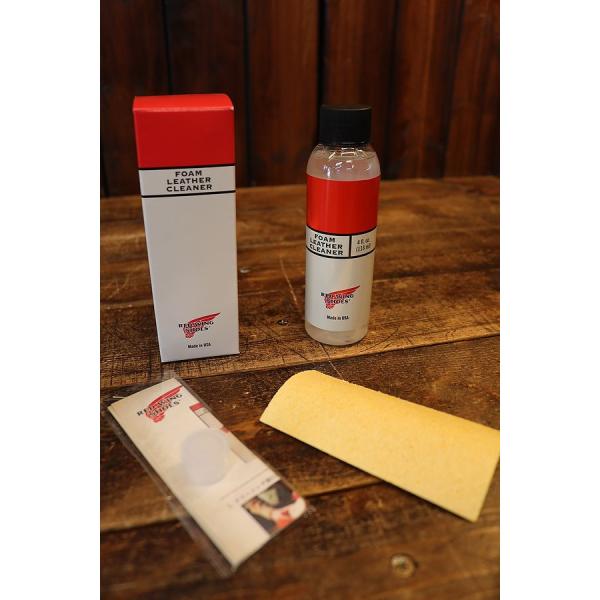 ●ブランド：　RED WING●品名：　91025 フォームレザークリーナー●成分：水、界面活性剤、フェノキシエタノール、ホホバオイル、ココナッツオイル●内容量：118ml●レッド・ウィング「フォーム・レザークリーナー」は、水に薄めて泡立て...