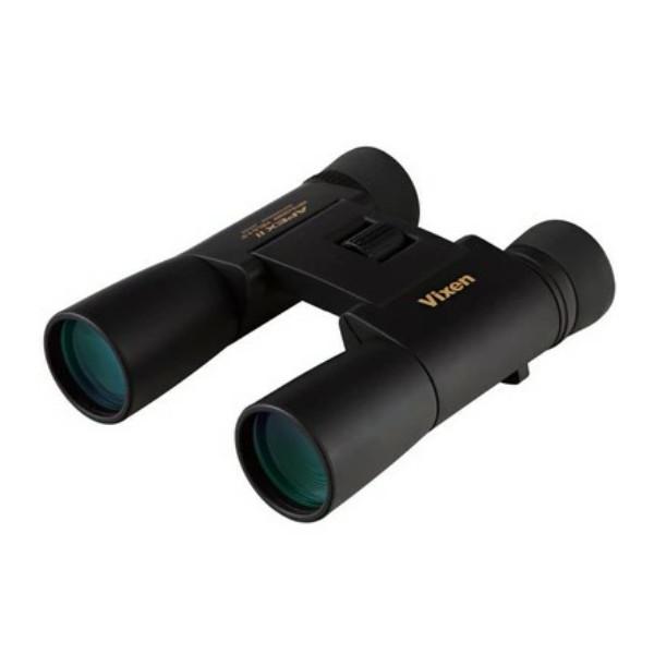 スポーツ観戦はもちろん、トレッキングや旅行など、オールマイティーに活躍するコンパクト双眼鏡の決定版。軽量コンパクトで携帯性抜群！防水仕様でトレッキングなどのフィールドでも活躍する双眼鏡。レンズ全面にマルチコートを施し、プリズムに2種のコーテ...