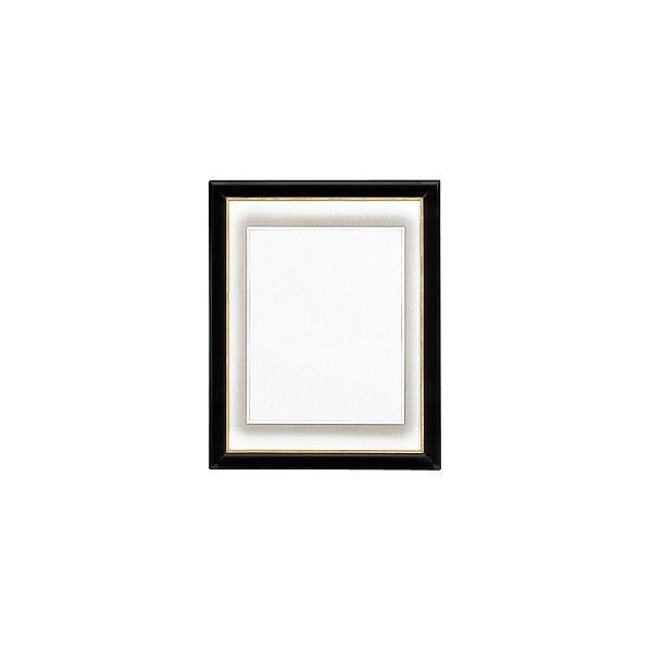 故人を偲ぶ葬儀用写真額縁●木製フレーム●フレーム外径サイズ340×426mm●収納用紙サイズ292×378mm●マット窓サイズ225×281mm●平マット台紙1枚付(四ツ切判写真用)●ガラス板●吊りヒモ付・吊り下げ金具付●化粧函入