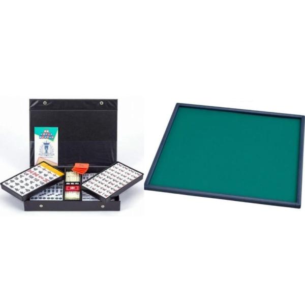 麻雀マット ライトマット LIGHT MATマットはウェットスーツ素材と同じＳＢＲを使用。水や汚れに強い。   枠を２本取り外せば、枠付マットを丸められて収納にも便利。   重量も、約５００ｇと非常に軽いので持ち運び楽々。   また、次回麻...