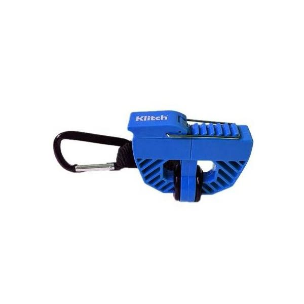 KLITCH クリッチは様々なフットウェアの持ち運びに便利なシューズクリップです。KLITCH クリッチはカラビナでバッグなどに簡単に留めることが出来ます。バッグの外にかけて持ち運びができるので、バッグのスペースが広く使えるだけでなくムレや...