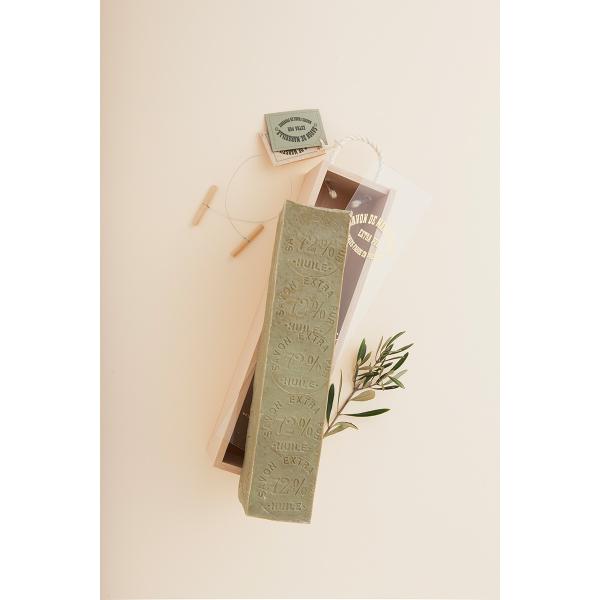 フランス国王 ルイ14世が愛した マルセイユ石鹸ー 南仏の太陽と土と水、そして風からの贈り物 ー「マルセイユ石けんビッグバー」は、17世紀の伝統的な製法で1か月以上かけて作ります。地中海のオリーブとカマルグ地方の塩、そして熱帯地方のココヤシ...