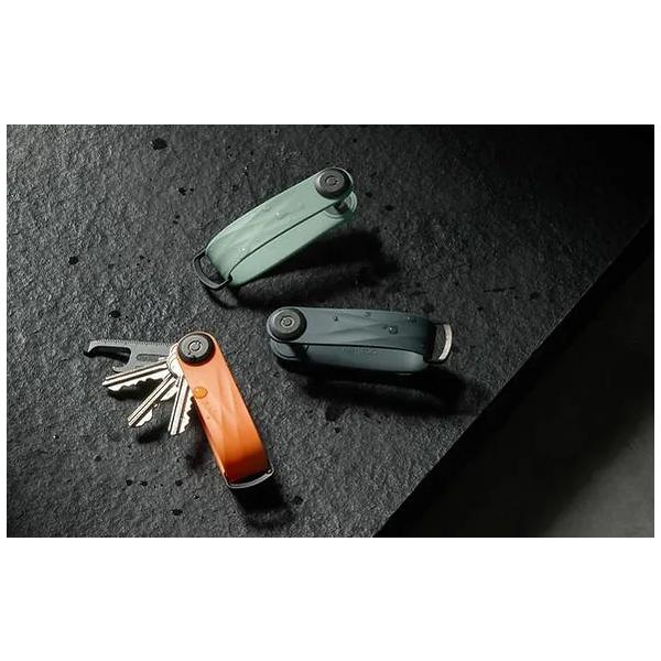 「Orbitkey」は、美しさと機能性を両立させた、オーストラリア生まれのキーオーガナイザー。スムーズな鍵の開け閉めとコンパクトな収納を、革新的なアイデアと設計で実現しました。手のひらに収まる小さなツールに注ぎ込まれたアイデアが、使う人にス...