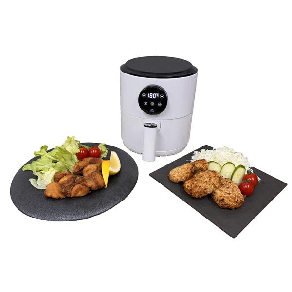 【小型エアフライヤー】手間はかけたくないけど揚げ物は楽しみたいそんなあなたに！油を使わずヘルシーなのにおいしい揚げ物等が簡単に作れる。食材をバスケットに入れたら温度と時間を設定してスタートするだけです。食材に合わせた調理メニューも搭載。初心...