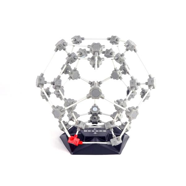 【立体3D囲碁 玉碁 たまご EX-3368】玉碁とは囲碁を立体化した囲碁です！正十二面体の基盤でできた今までにない新感覚の立体囲碁ゲーム。ルールは囲碁と変わらず、囲んだ相手の石をとることができ、お互い打てなくなった時にとった陣地が多い方が...