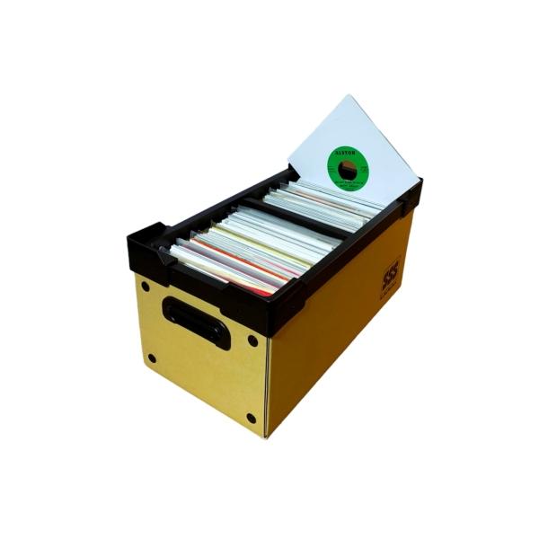 発売日:2025年03月05日 / ジャンル:グッズ / フォーマット:Goods / レーベル:クマセイサク / 発売国:日本 / 商品番号:SSS-50-7CREAMHMVレビュー:・材質：紙ダンボール　クリーム色（板厚＝約11mm ※...