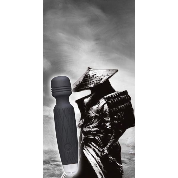 追跡番号付きプライバシー包装商品説明手のひらサイズで扱いやすい、コンパクト設計の充電式ハンディマッサージャー。小型ながらパワフルな振動機能を搭載し、気になる部分をしっかりケアできるリラクゼーション機器です。ヘッド部分には高性能モーターを内蔵...